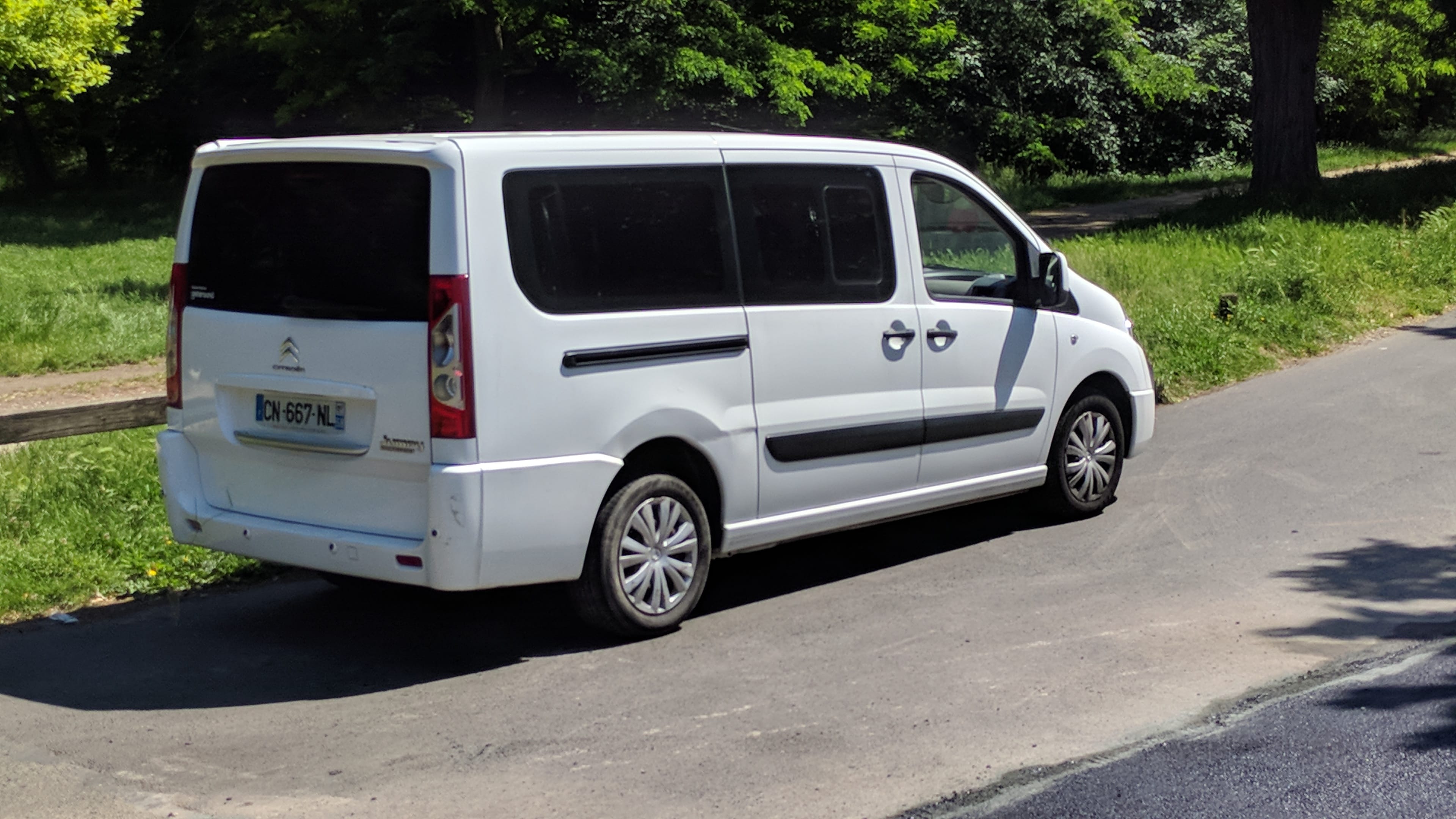 Location Minibus Citroen Jumpy Multispace 2012 à Malakoff (47 Boulevard ...