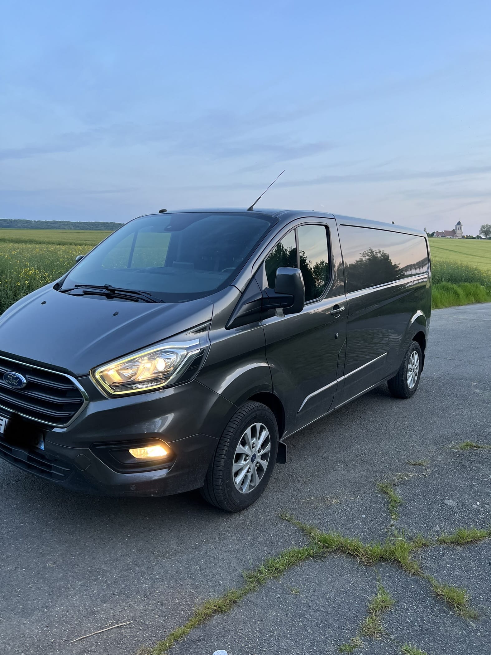 Location Utilitaire Ford Transit Custom Fourgon 2018 Diesel Automatique ...